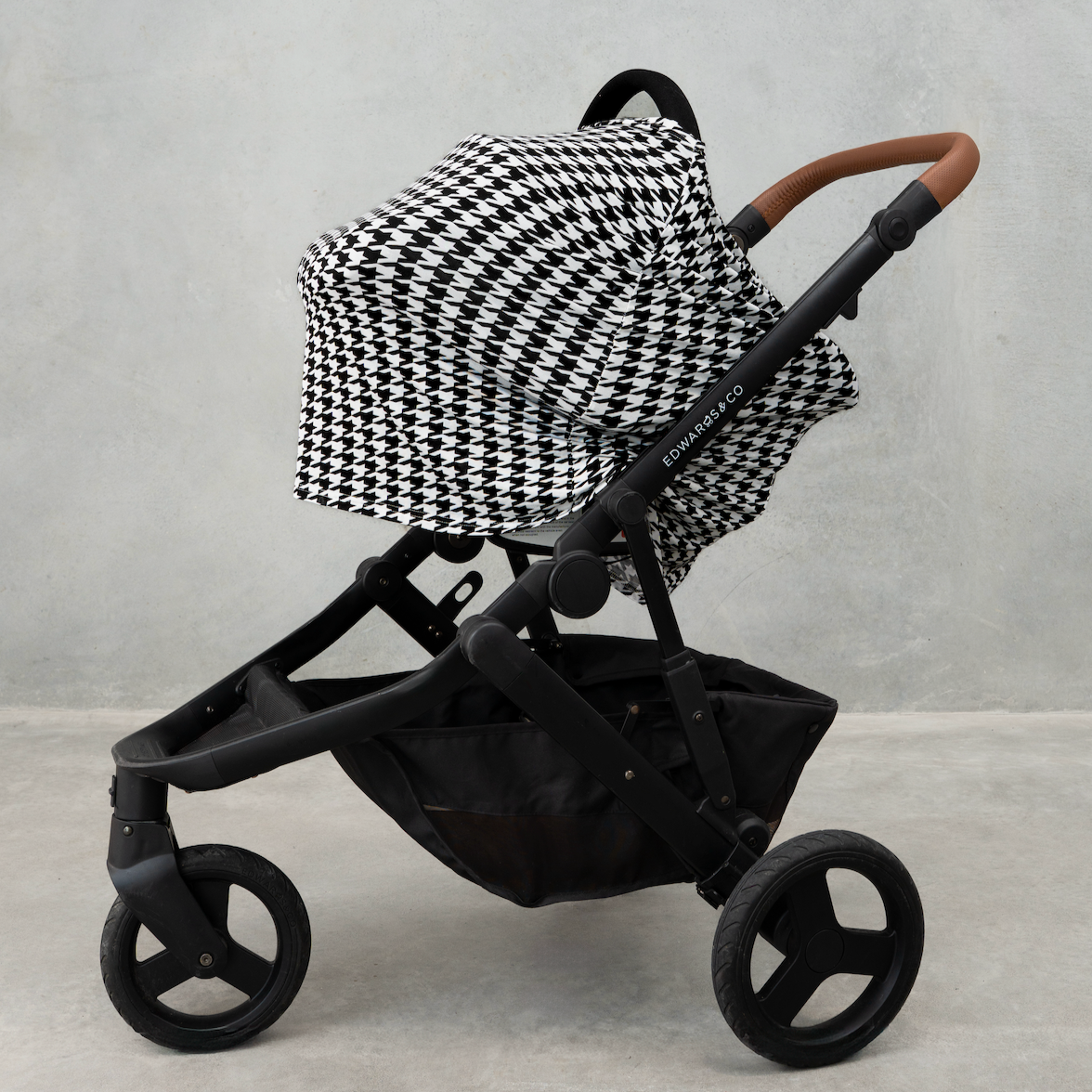 MODERN MINI Black Houndstooth Multi-Use Cover – Little Bambinos NZ