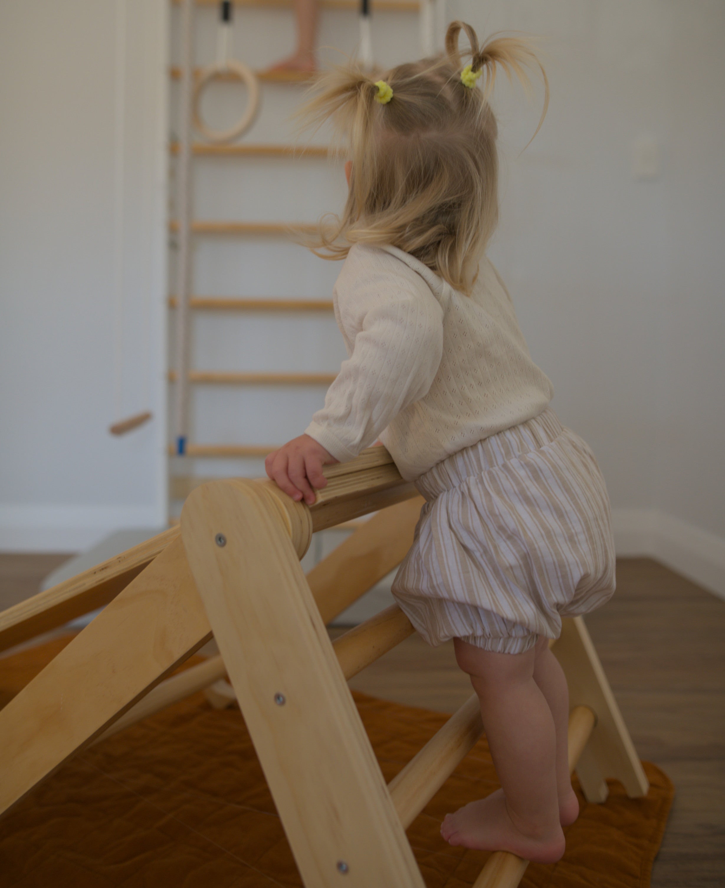 TOPSY TURVY Swedish Ladder – Little Bambinos NZ